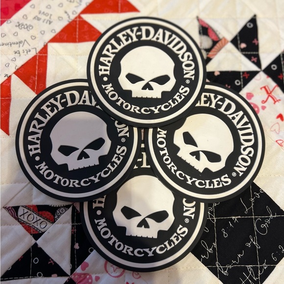 Harley-Davidson | Dining | Genuine Harleydavidson Willie G Skull ...